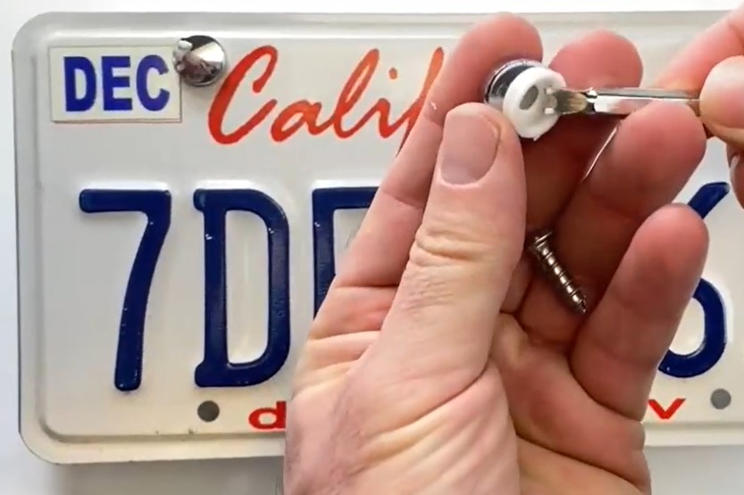 License Plate Size – What Are the Standard Dimensions?